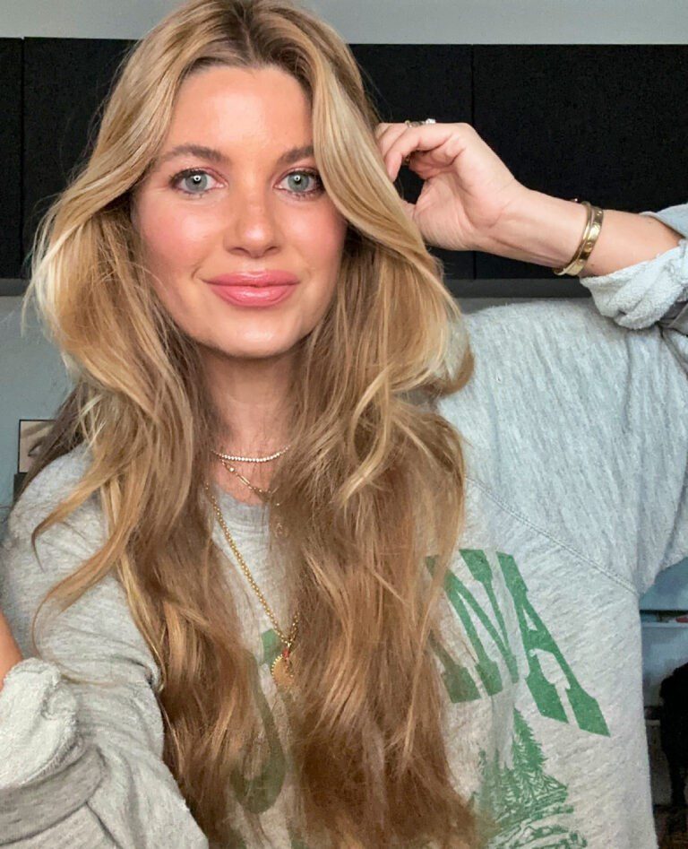 Video: 22 Beauty Products That Are Worth It - Beauty Professor